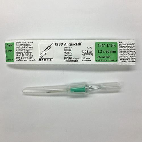 Angiocath IV Catheter 18G x 1.25"